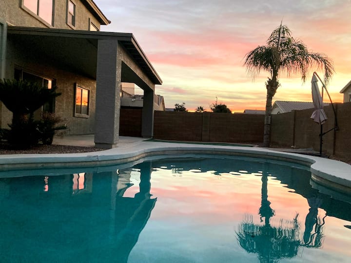 Light And Bright With A Heated Pool! - 굿이어