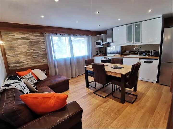 T3 Cosy 48m2 Centre Village + Parking Sous Terrain - Megève