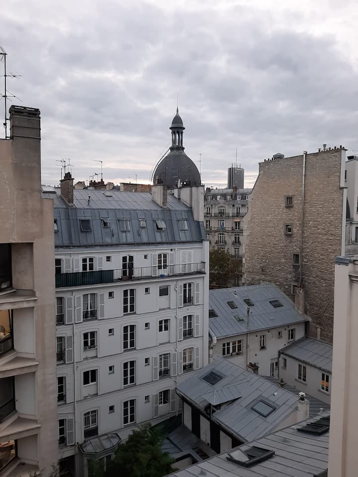 Studio Typique Parisien à Côté Des Champs Elysées - Paris