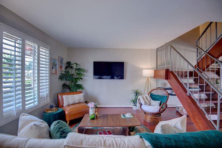 Chateau Mb: A Stylish Scottsdale Getaway - Scottsdale, AZ