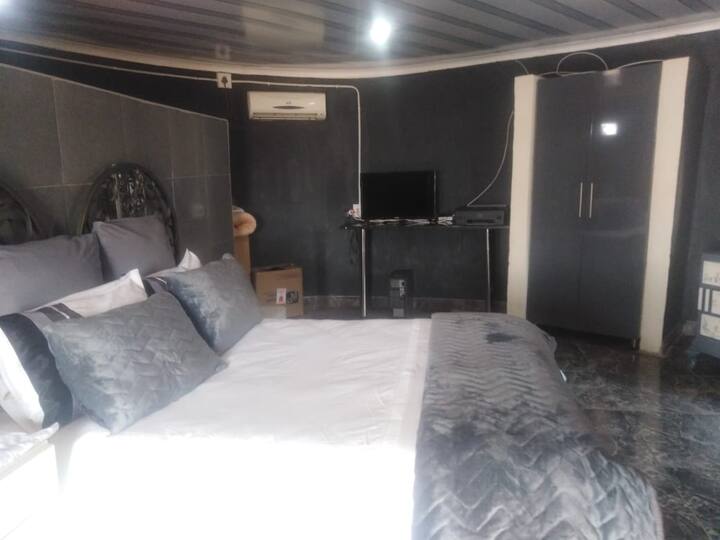 Mountain View Beauty - Malamulele