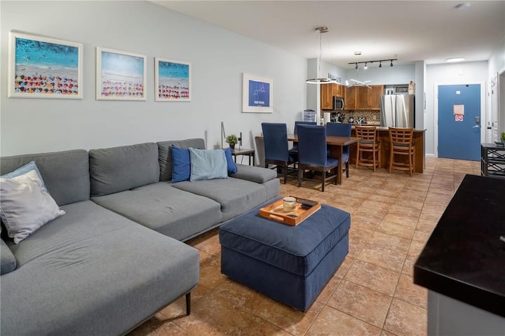 Sunbeach Kelowna(playa Del Sol)-pool/hot Tub - Kelowna