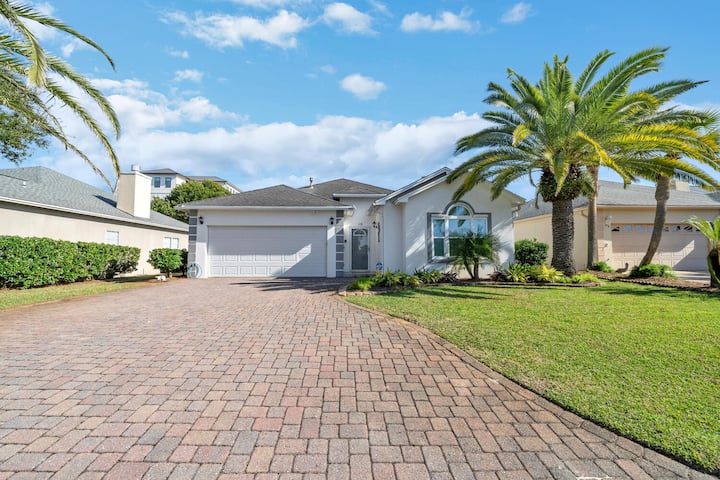 Jack & Jill's Beach House, 3br/2ba, Beach Service! - Miramar Beach, FL