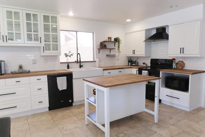 Beautiful Home In The Heart Of Chandler - Chandler, AZ