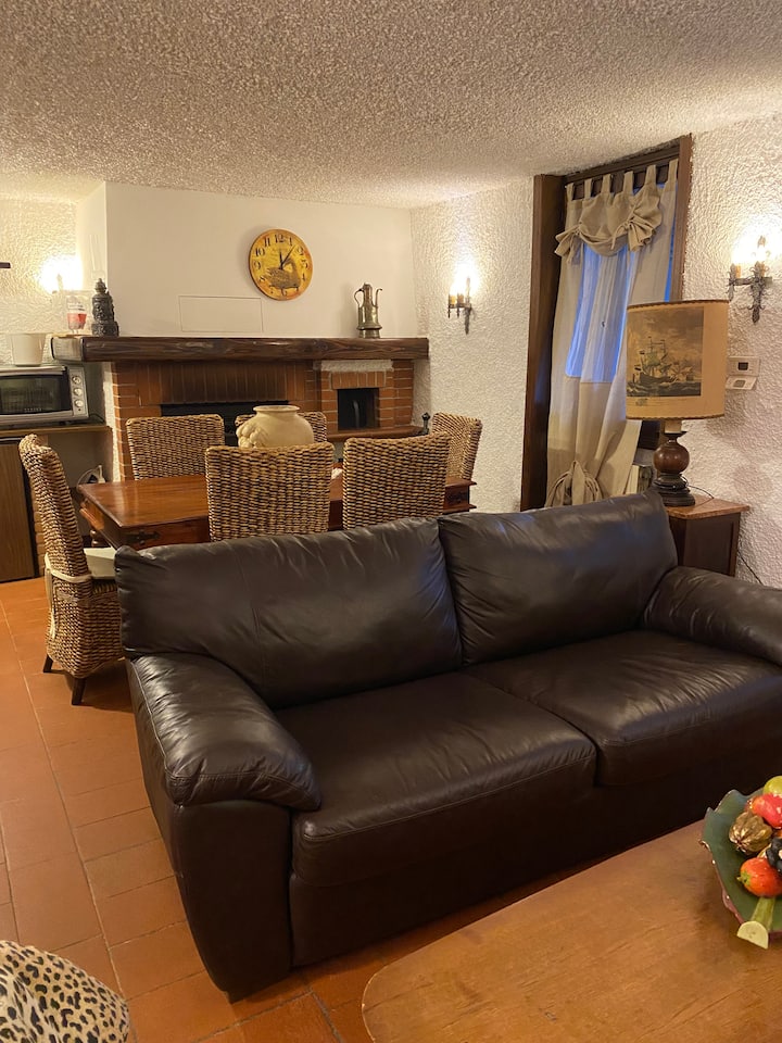 Stanza Adibita A Monolocale Con Patio E Giardino - Bergame