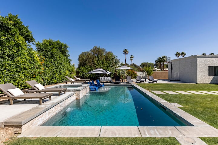 Stunning Private Home With Backyard Pool Oasis - Rancho Mirage, CA