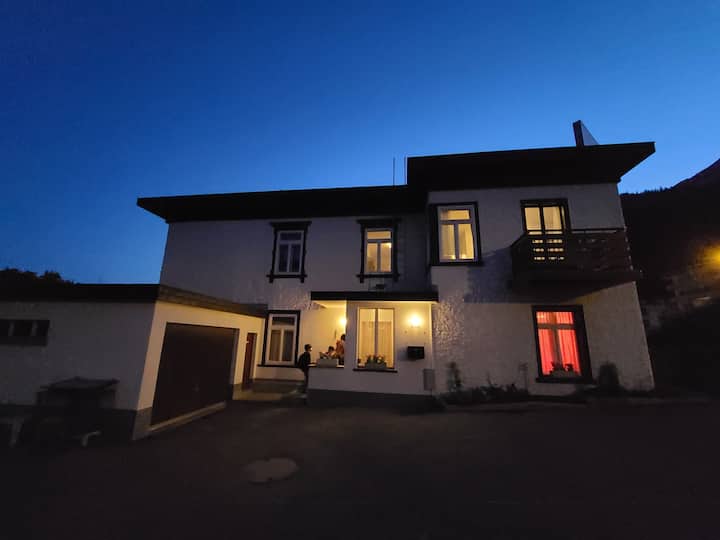 Villa Soliva:ap.nr.6 Klein, Zentral Und Familiär - Davos