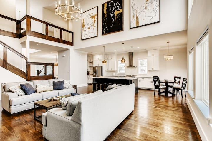 Luxury 5br 
Uptown/downtown In The Heart Of Dallas - Dallas, TX