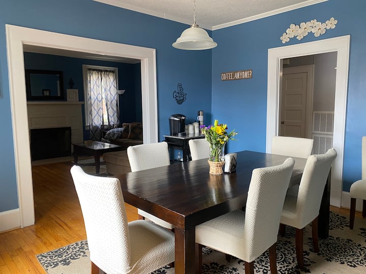 Perfect Location In Columbia! Enjoy Our Cozy Home! - Riverbanks Zoo & Garden