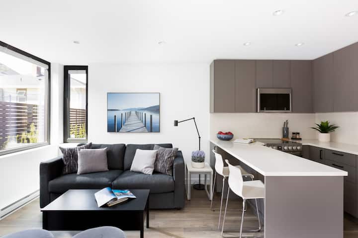 Designer Coach House (Arbutus/kits/ubc) - Vancouver