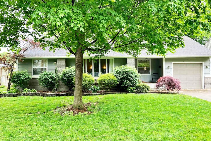 The Kickapoo Place/rountree/msu - スプリングフィールド, MO