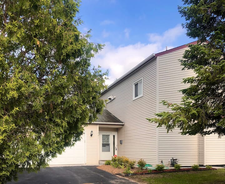Unique Suburb In The City - Minneapolis, MN