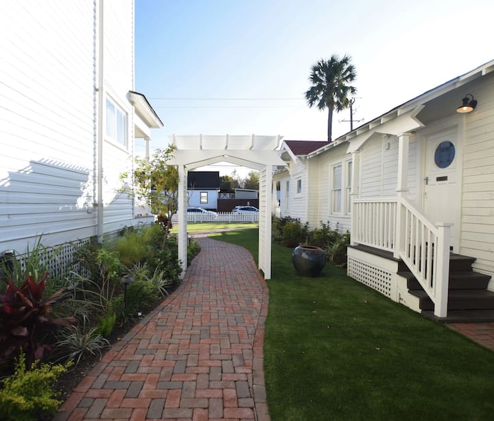 Studio@205 In Historic Heights - Houston, TX