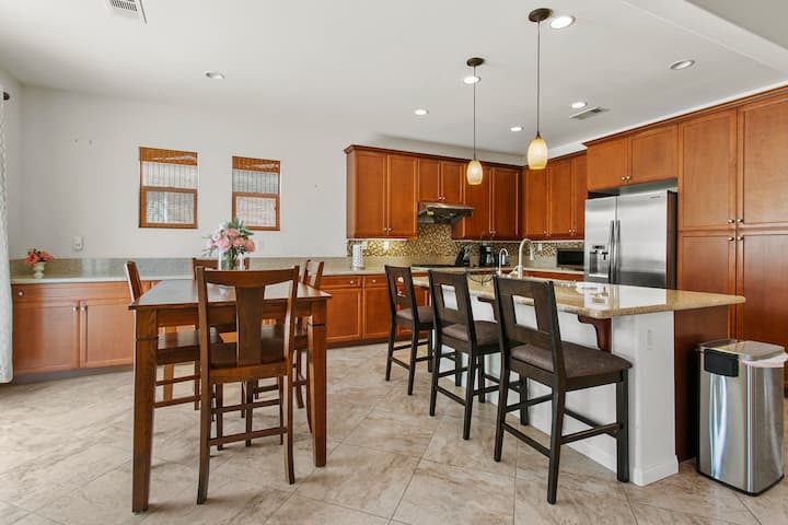 M2m 20% Off 4-bedroom Retreat In Corona M#40938 - Eastvale, CA