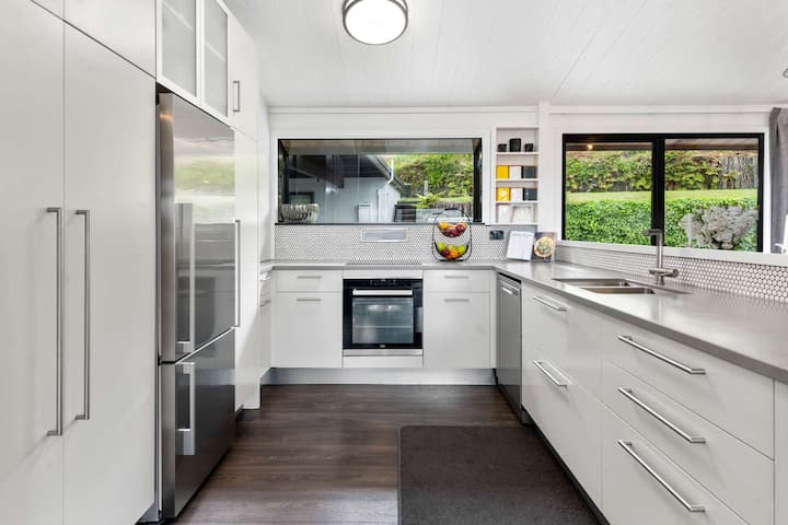 That’s All About View - City/lake/mountain View - Rotorua