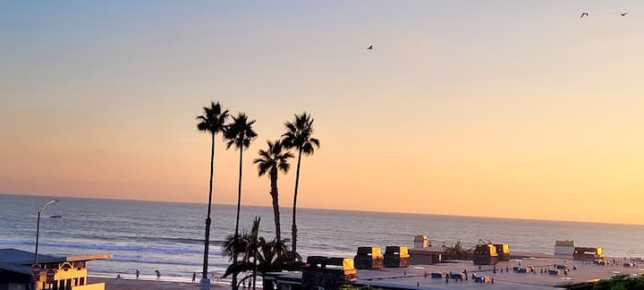 1 Bed/1 Bath Condo. Ocean Views! - Oceanside, CA