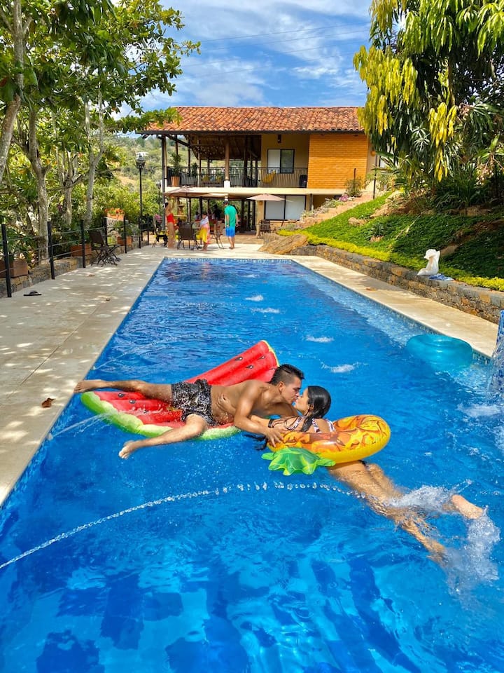 Hotel Casas De Campo El Ciruelo - Cabaña Lago X 4 - Santander