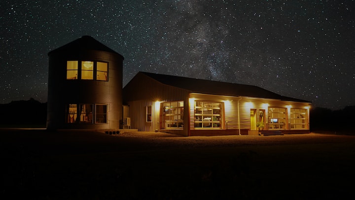 Farm Stay - Boutique Barndominium- Sleeps 14! - Letchworth State Park, New York