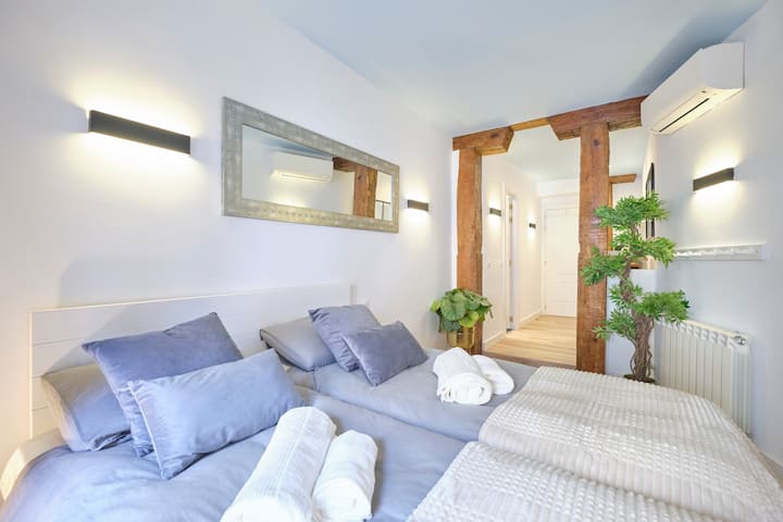 Perfect Location Balcony-smartv-wifi-a/c - Madrid