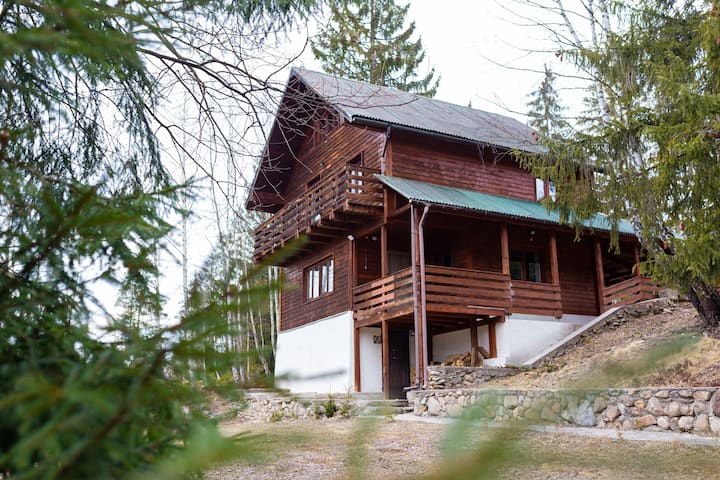 Hill Chalet Is A Cottage With A Lot Of Charm! - Beliș