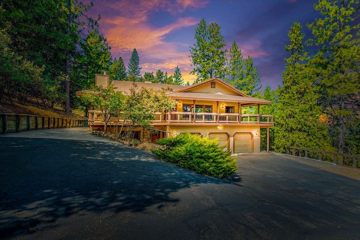 Large Newly Remodeled Home Close To Yosemite - Groveland, CA