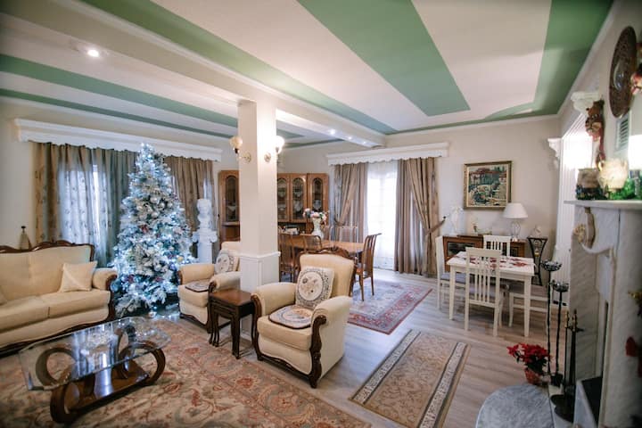 Gorgeous Villa In The Lovely Korça - Albanien