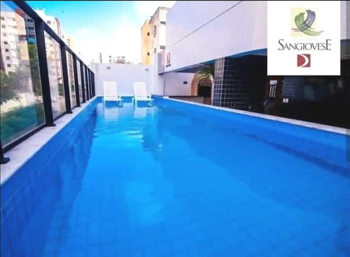Apartamento Próximo à Praia E óTima Localização. - Maceió