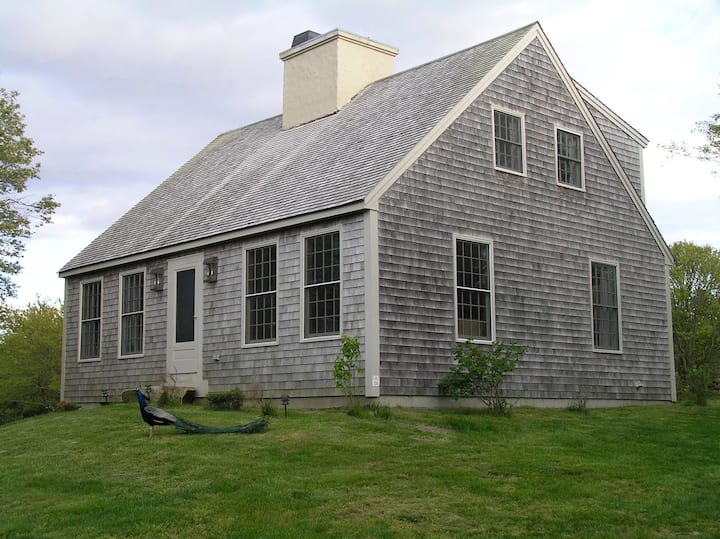The Sunlit Cottage - New Shoreham, RI