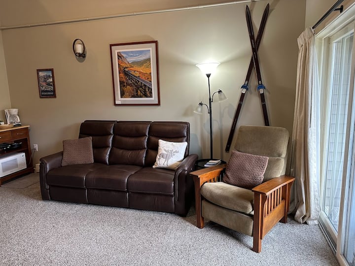 White Mountains Escape 1br/1ba+loft Sleeps Up To 5 - New Hampshire