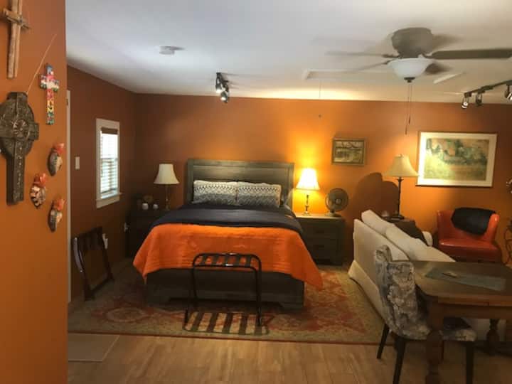 Cozy Casita In Cheery Lynn Historic District - 피닉스