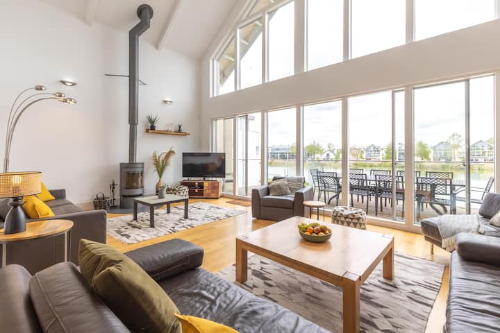 Corinium Lodge - Hm20 - Hot Tub - Lakeside Spa - Gloucestershire