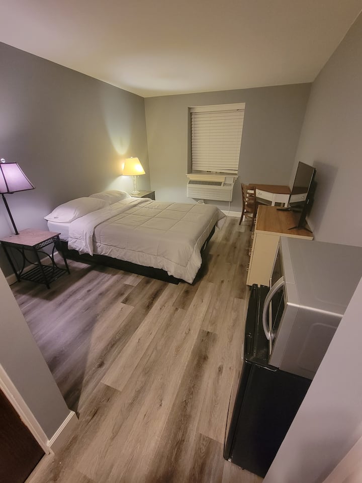 Private Room In A Converted Monastery Rm202 - St. Louis, MO