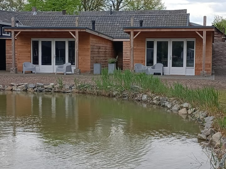 Huisje Aan Het Water Op Locatie Het Denneke 1 - Aéroport d'Eindhoven (EIN)