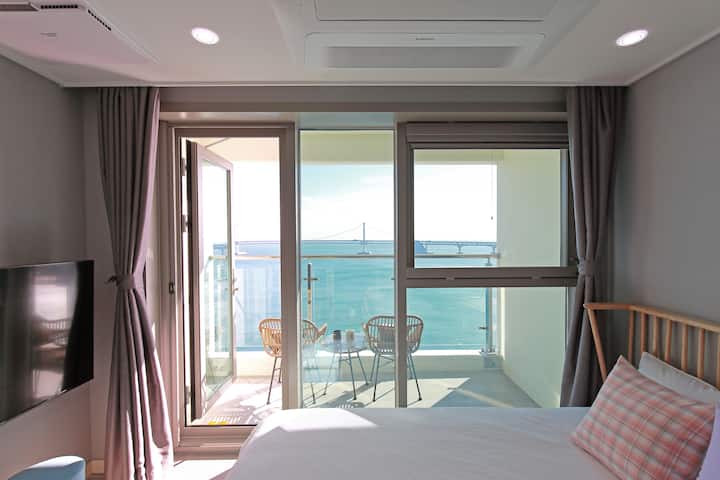 [Elmomento Gwangan]#광안대교정면뷰#넷플릭스#취사가능#해변10초#1806 - Busan