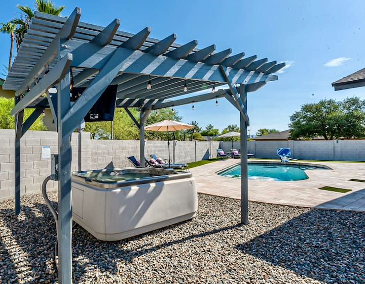Private Phx House Near Airport,pool, Hike,swim,spa - Phoenix, AZ