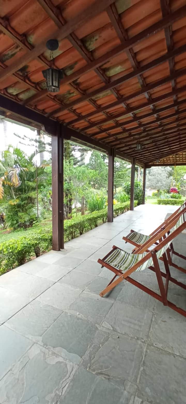 Deliciosa Casa Com Piscina Em Condomínio Fechado! - Esmeraldas