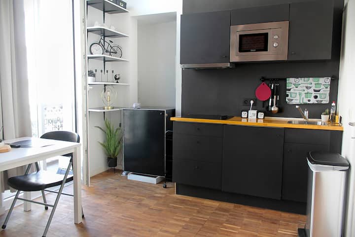 Cozy Antwerp Studio : Prime Location +Netflix - 안트웨르펜