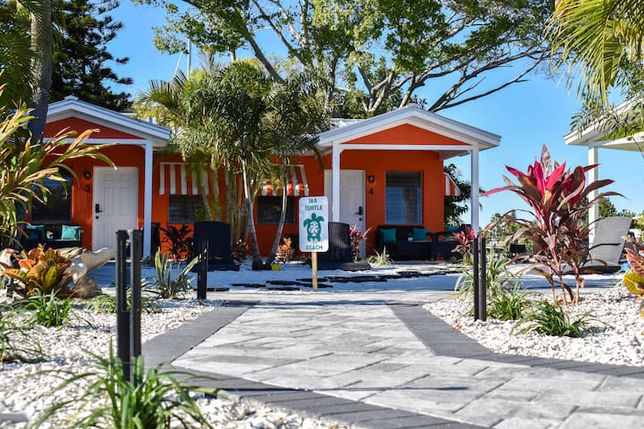 #3-sea Turtle Bungalows@john's Pass 1b/1b - Madeira Beach, FL