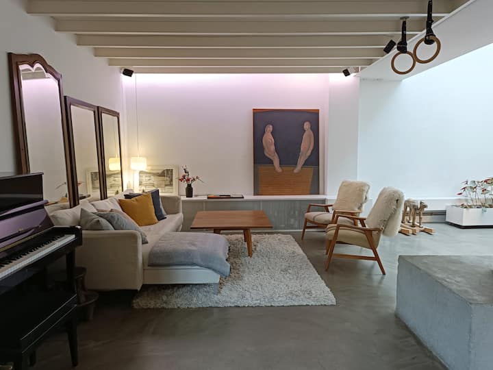 Spacious, Quiet Loft, Rue Oberkampf - Paris