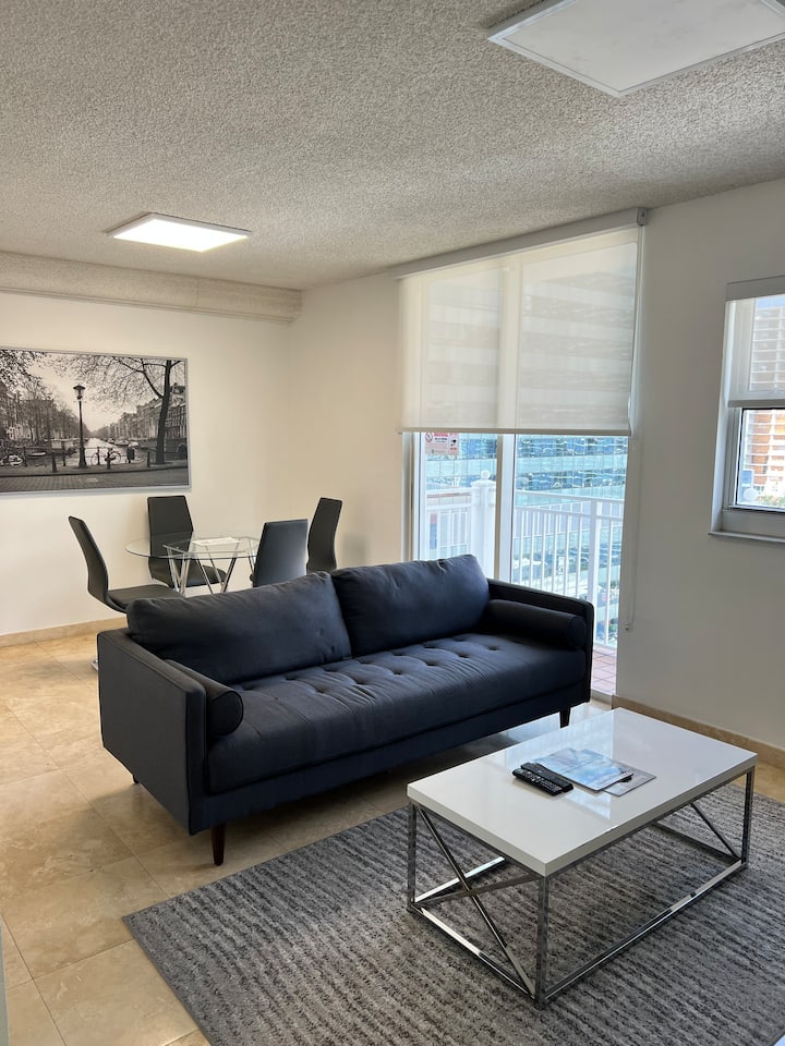 Delightful 1br Brickell Condo With Balcony - Miami