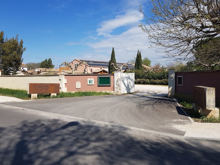 Logement Tout Confort Et Calme - Saint-Martin-de-Crau