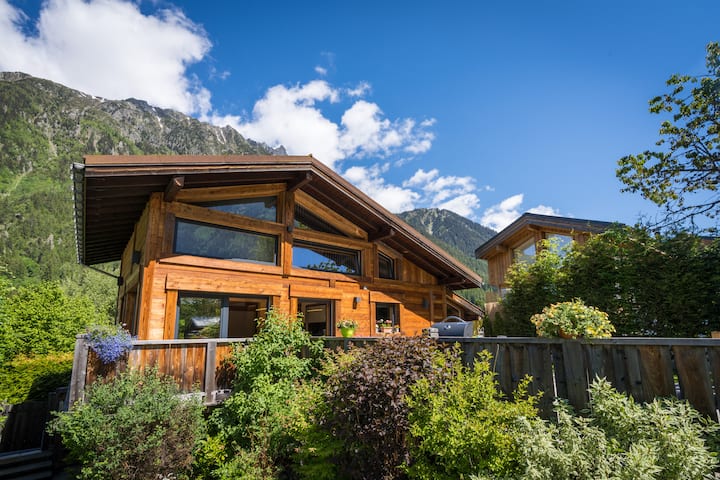 Un Chalet Au Coeur Des Glaciers Du Mont-blanc. - Chamonix-Mont-Blanc