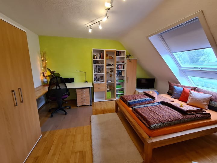 Modern, Ruhig, Im Grünen - Karlsruhe