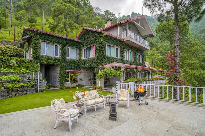 6br Destine W/deodar Forest View @ Kasauli - Kasauli