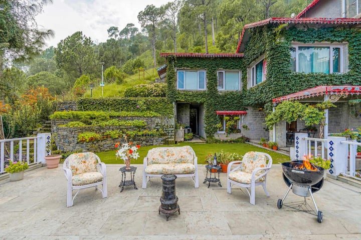 Stayvista At Destine | 6br Forest View Retreat - Kasauli