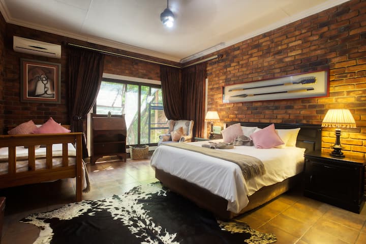 Doringpoort Luxury Holiday Home - Marloth Park