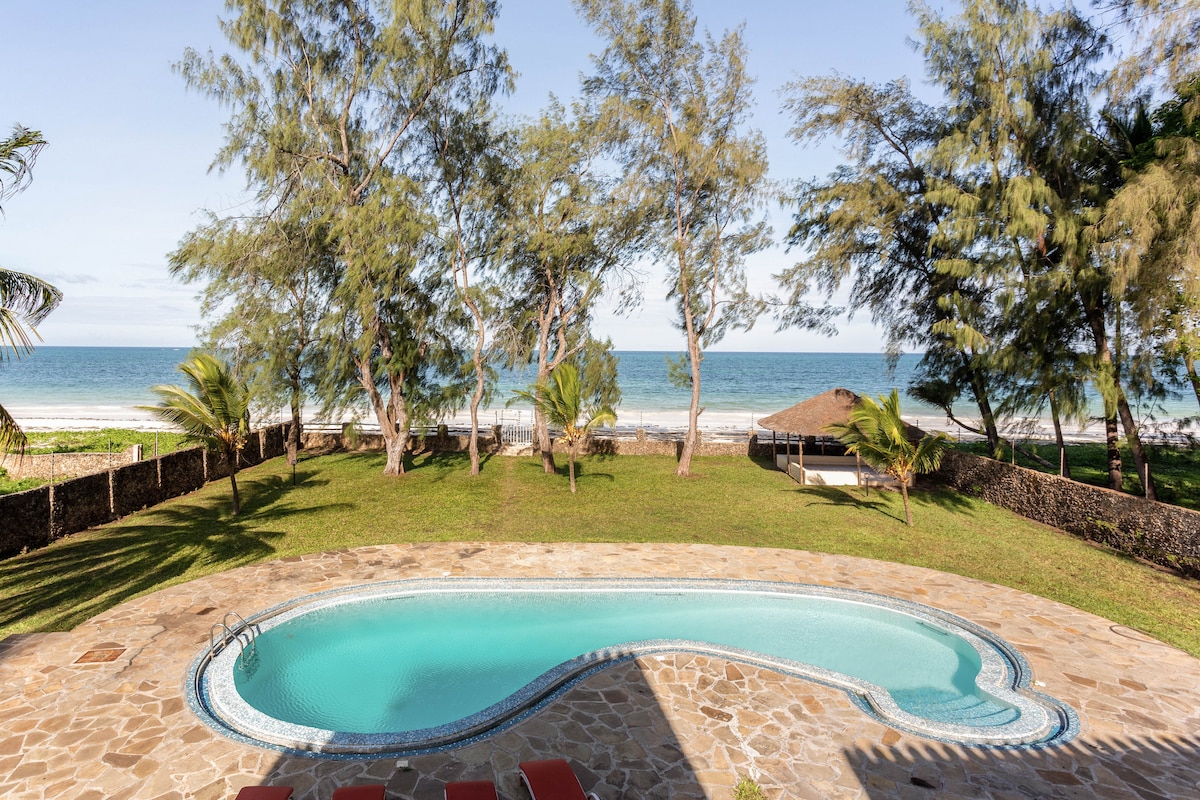 Diani Beach Beachfront Vacation Rentals - Kwale County, Kenya | Airbnb