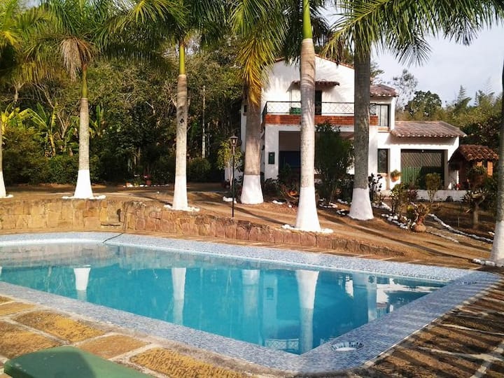 Cabaña Con Piscina 027 Vía Barichara Villa Sofia - San Gil