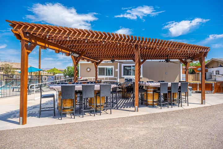 Gated River Resort Pet Friendly Pool, Spa $1498.00 - Laughlin, NV