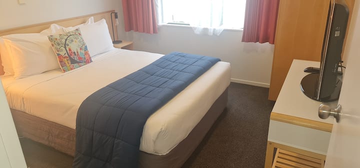 Family Two Bedroom At Asure Kaimai View Motel - Katikati